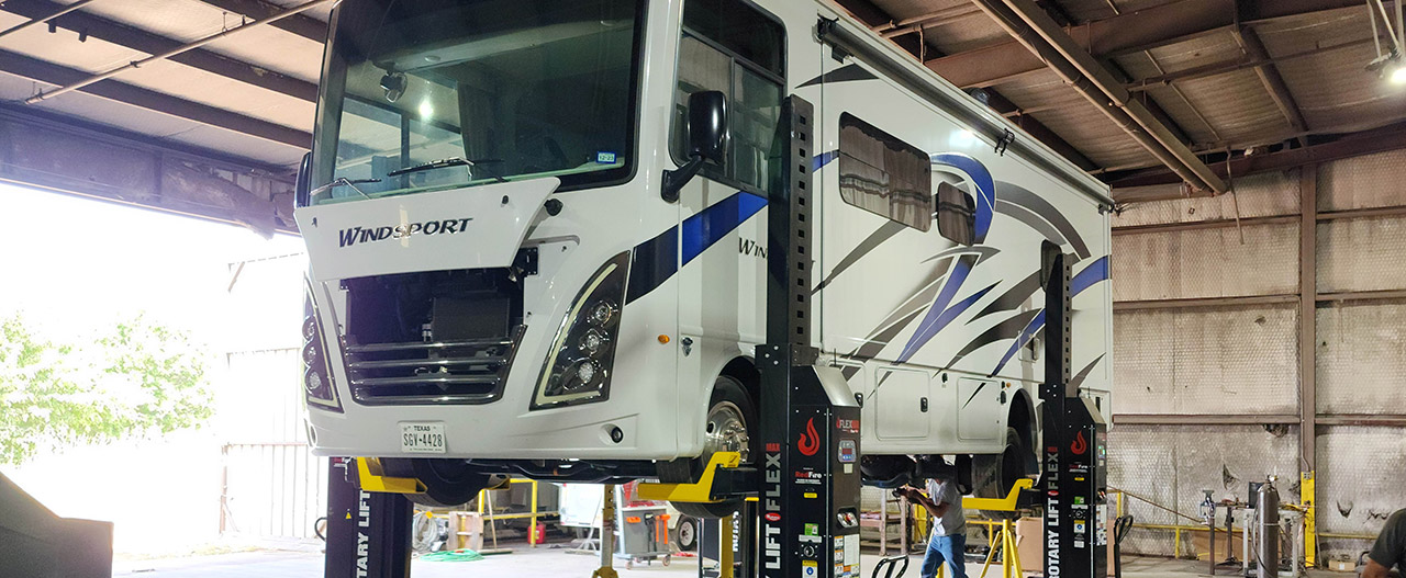 CLASS A RV: Buckstop Truckware